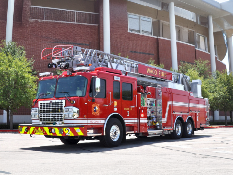 107' Rear Mount Ladder - Atlantic Coast Fire Trucks