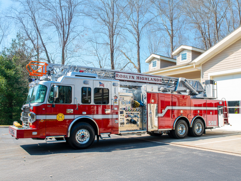110' Rear Mount Ladder - Atlantic Coast Fire Trucks
